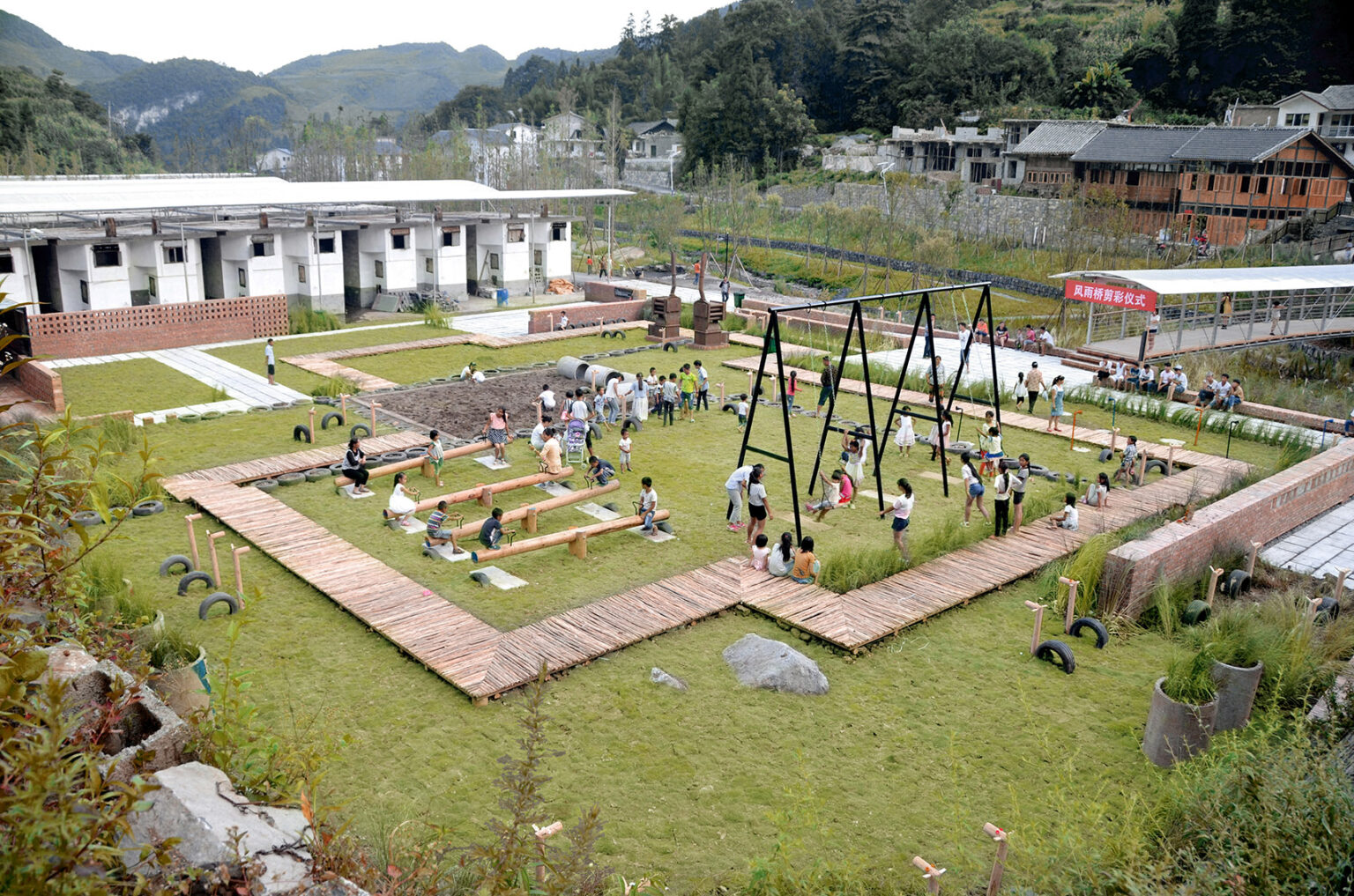 Bringing the city back to children——Exploring child-friendly cities ...